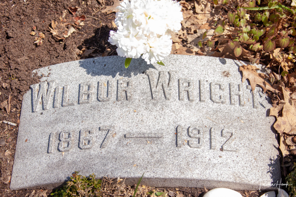 Wilbur Wright Grave | Nashville Travel Photographer & Solo Female Travel