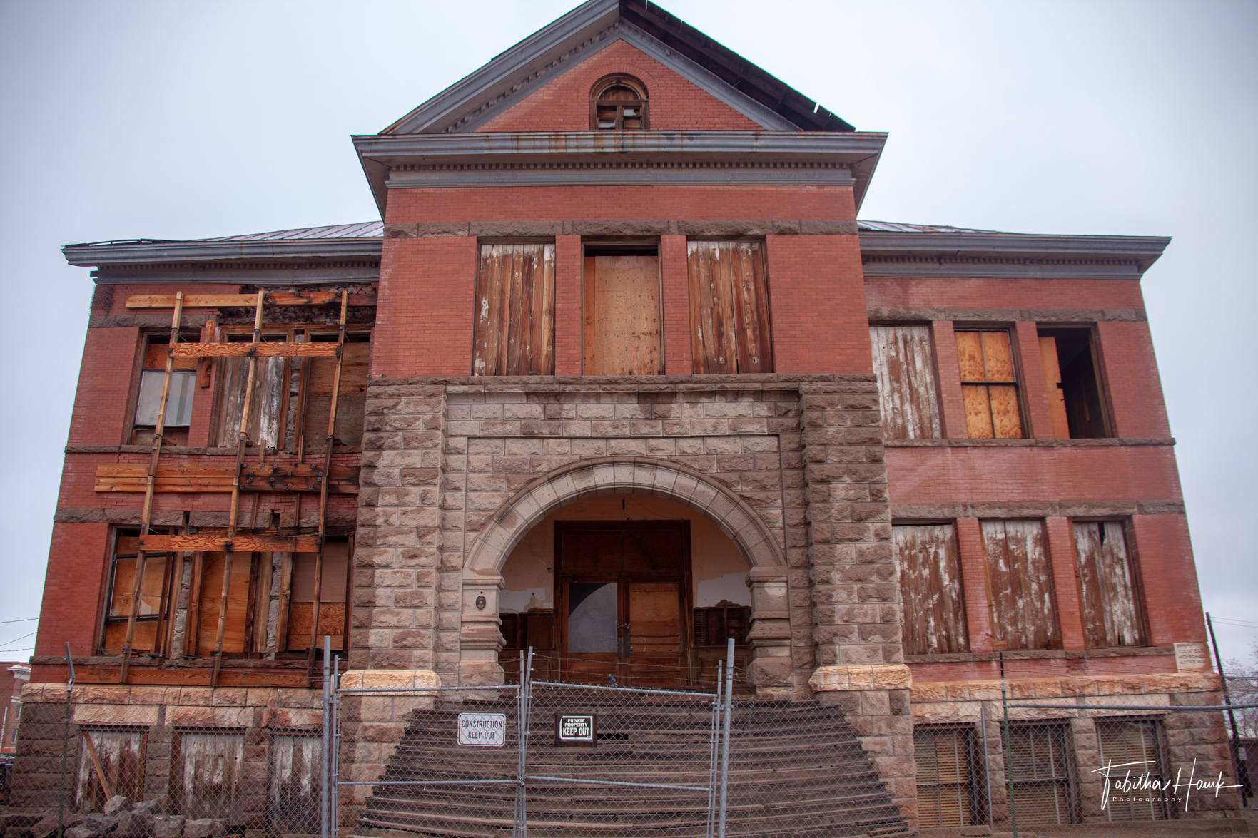 Goldfield High School | Nashville Travel Photographer & Solo Female Travel